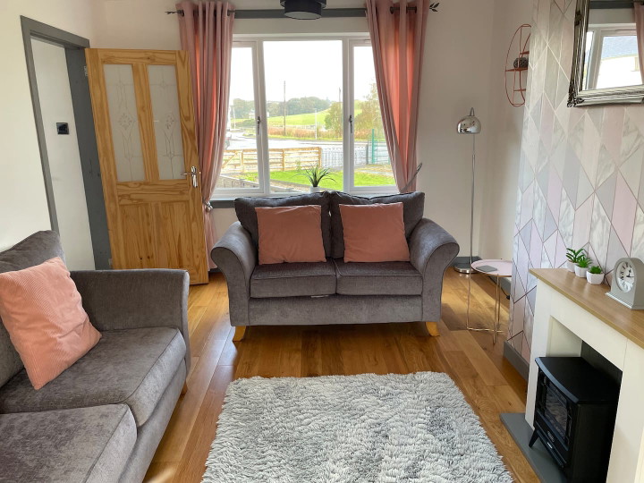 4 Ord Place, Lairg - Lairg