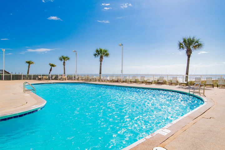Beachfront Escape | Orange Beach Sleeps 6 - Orange Beach, AL