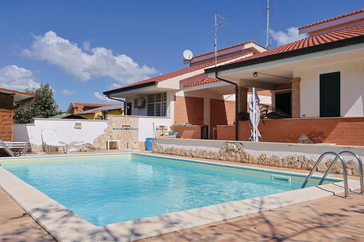 Villa Lella Pantheon Sous-sol, Piscine Commune - Ardea