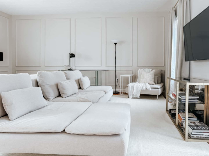 Stylish Studio W/balcony In Historic Corn Hill - Greece, NY