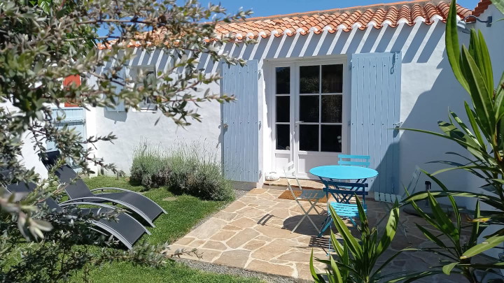 "Maisonnette Du Port"
 à 2 Pas De La Gare Maritime - Île d'Yeu