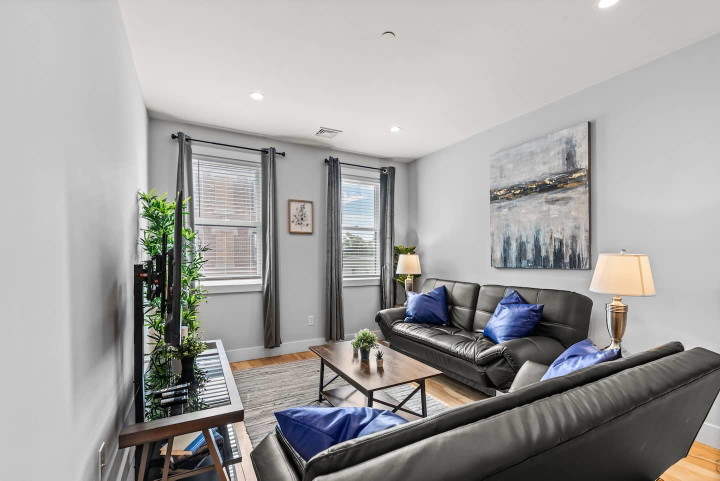 2br Apt Near Logan And Subway 1644 - Boston, MA