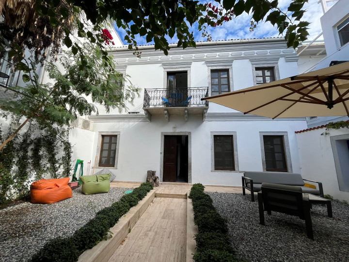 Holiday Home For 8p Near Beach In Bodrum Center - Bodrum