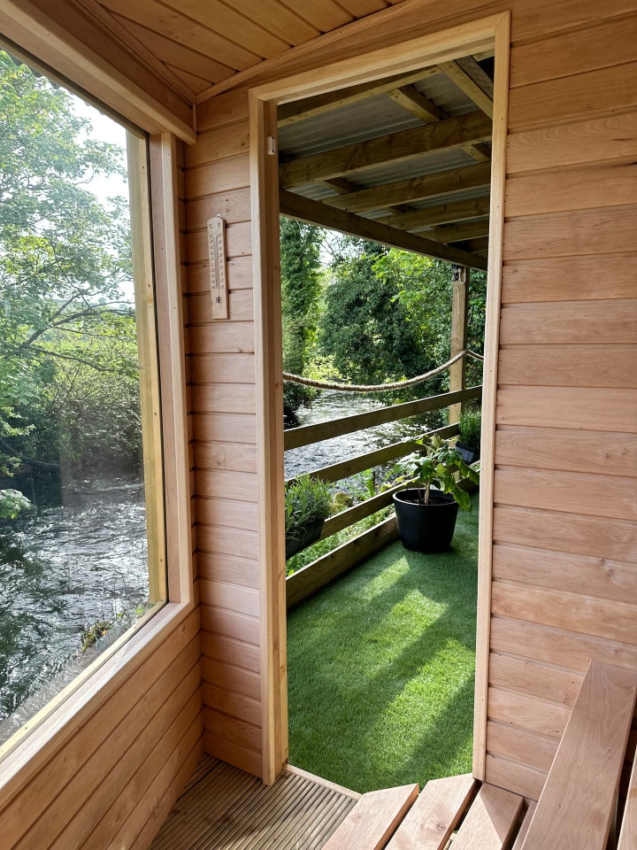 River Fane Cottage Retreat - Hot Tub~sauna~plunge - Ireland