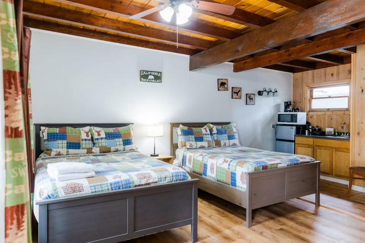 Washoe Lodge 3 | Tahoe Retro Double Bed Studio - Lake Tahoe