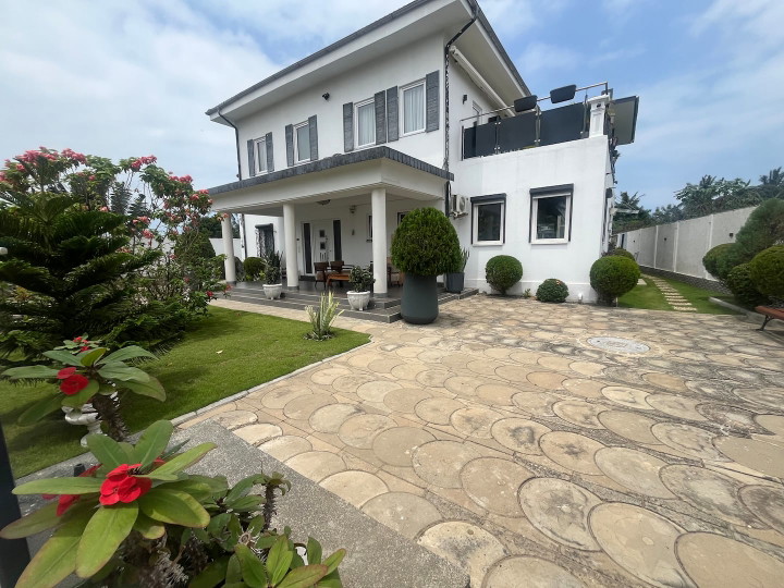 Villa De Rêve Avec Piscine | Petit-hambourg - Lomé