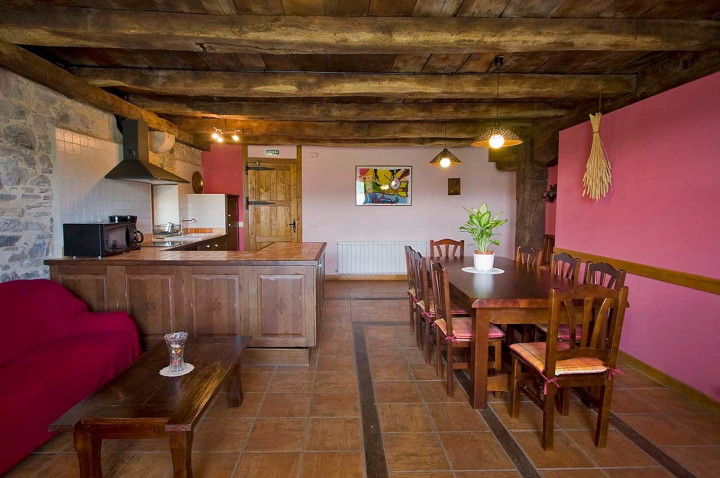 Juansarenea - Sukaldeberri. Acogedora Casa Rural. - Navarra