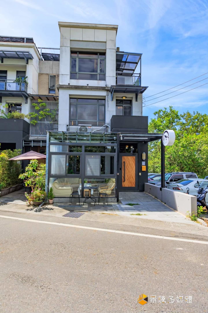 Enjoy The Harbor | Private Building, Free Parking, Mahjong, Light Industrial Style | Clean And Tidy - Taipei