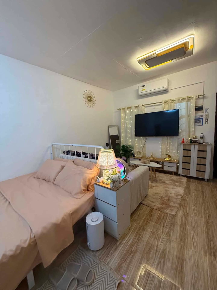 New Kr Staycation / Guesthouse - 