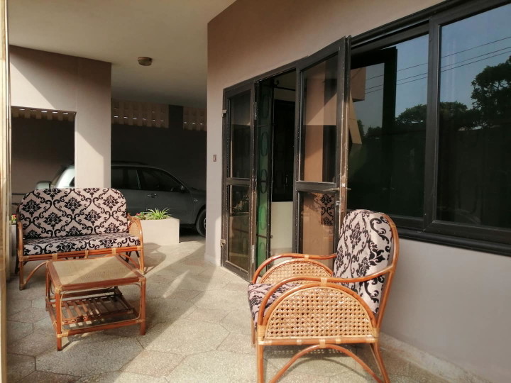 Maison 4 Pièces, 600 M De La Mer - Benin
