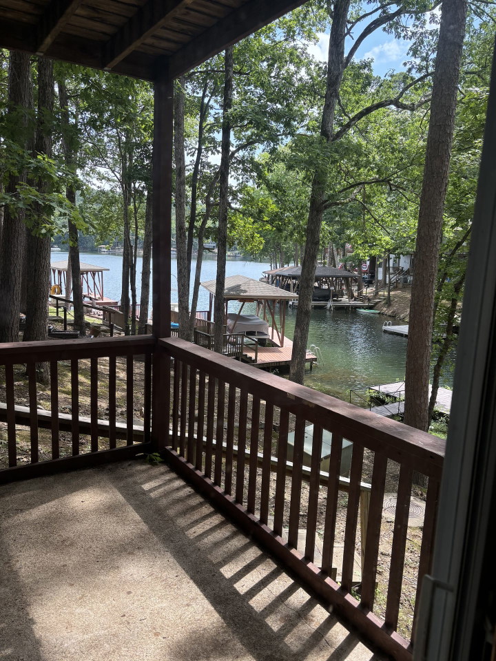 Remodeled Lakefront, Golf, Oaklawn Casino & Horse - Hot Springs Village, AR