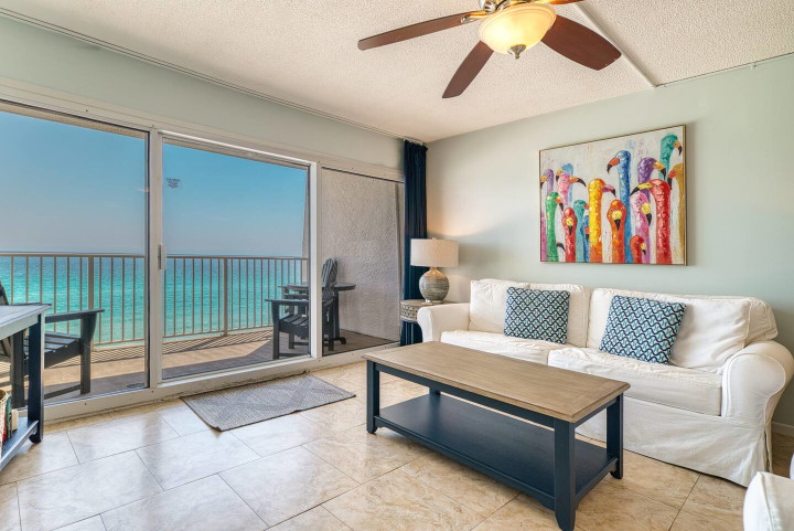 C602 | Beachfront With Beach Service, Pool, & Wifi - Florida Panhandle, FL