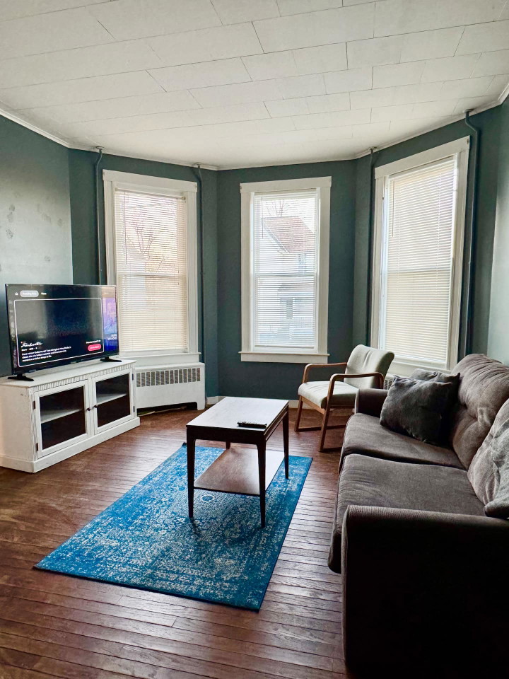 Cute Townhouse W 2 Bedroom & Parking In Utica #1 - Utica, NY