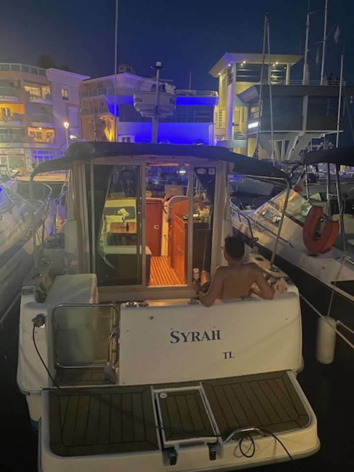 Bateau à Quai Saint Aygulf - Var