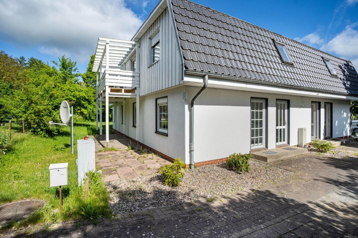 Whg 2.1 Eg Links Vorn - Binz