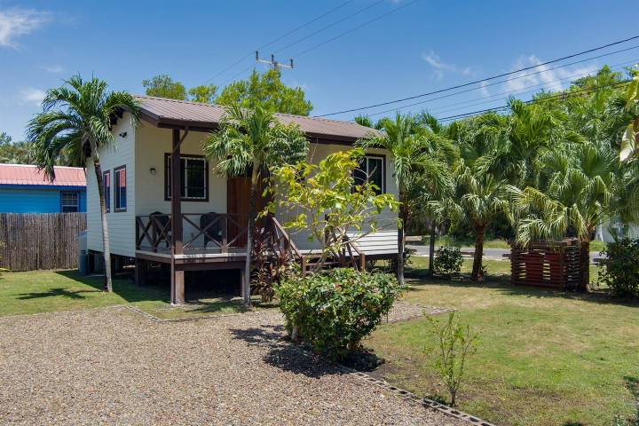 Bright 2br Casita In Central Maya Beach - Belize