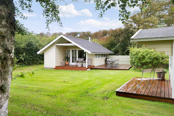 Idyllic Little Cottage Incl. Linens, Towels - Dania