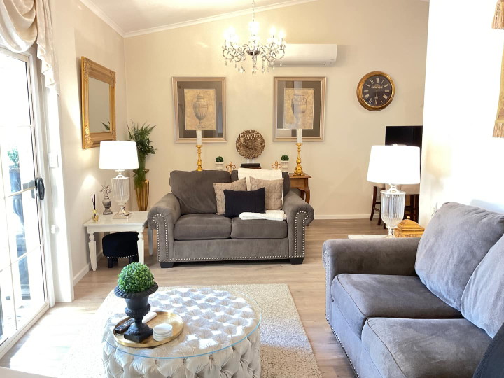 Stylish Couples Retreat In The Heart Of The Hills - Adelaide Hills Council