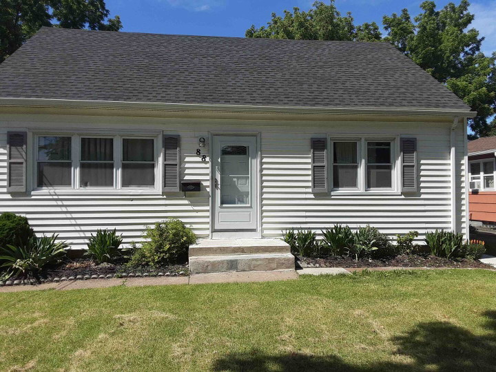 1 Bedroom Vacation Home. Free Parking. Airport 3mi - Rochester, NY