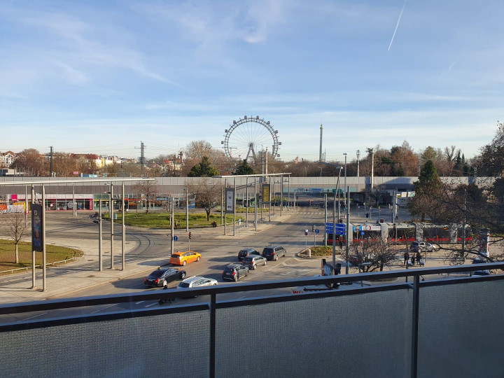 T9 Grand Appartement Avec Balcon Près Du Centre-ville - Vienne
