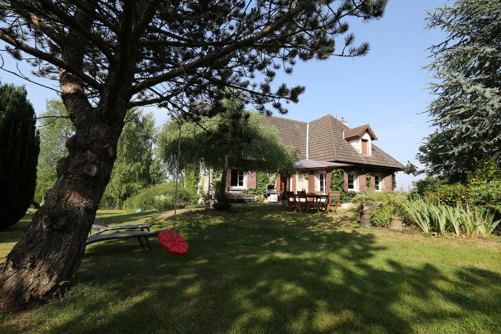 Bourgogne, Gîte Xxl Idéal Pour Réunir Votre Tribu! - Autun