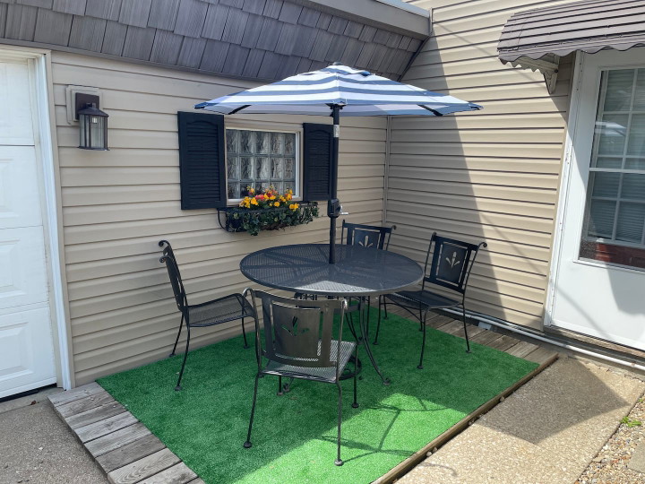***2br Entire Home, 4miles From Cle Airport*** - Cleveland, OH