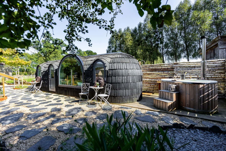 La Cabane .Jacuzzi Privatif Et Champagne Offert - Saint-Hubert