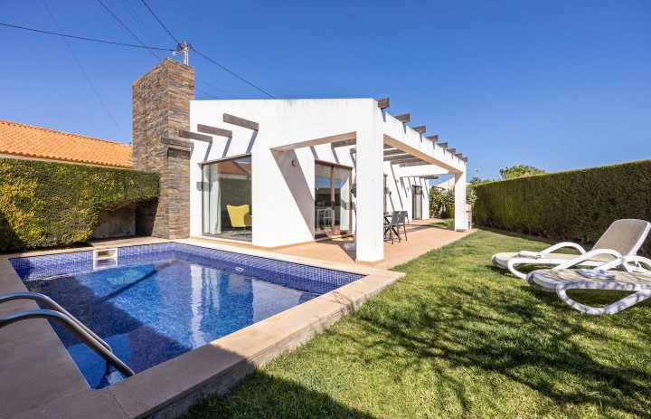 Villa Botelha With Private Garden And Pool - Sagres