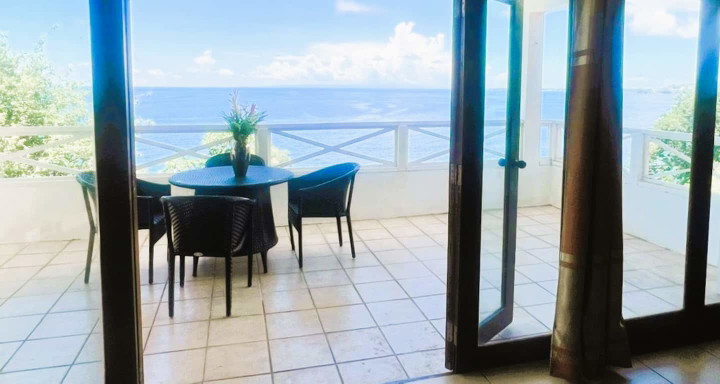 Spacious And Stylish 2br Apartment With Sea View - Tobago