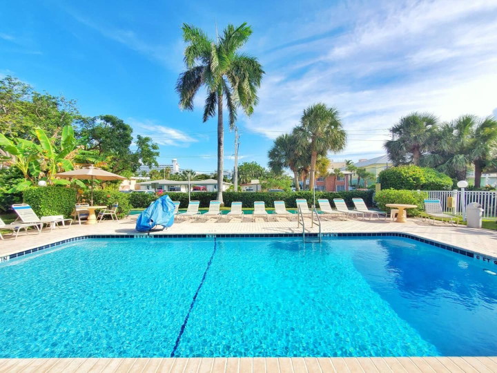 Just Steps To The Beach! Bnr Vacation Rentals - Pompano Beach, FL