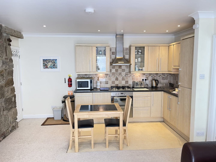 Penryn A Modern Spacious Ground Floor Apartment - St Ives