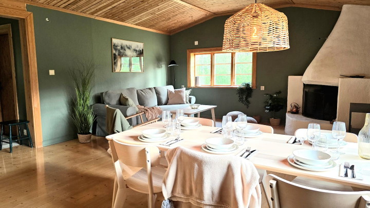 Chalet Proche De La Nature Avec Cheminée, Terrasse Et Barbecue - Malung