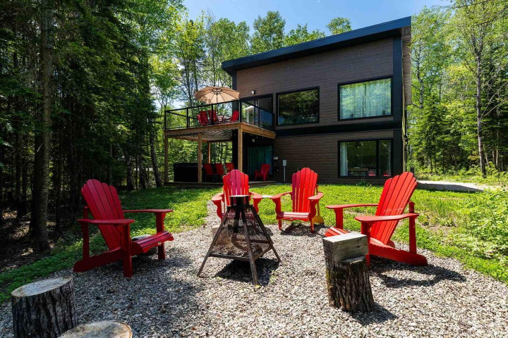 Nature De Charlevoix 7: Nature Views & Hot Tub - Baie-Saint-Paul