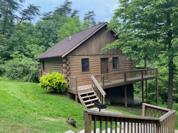 Hocking Hills Cabin W/ Hot Tub, Sauna, & Fire Pit - Ohio
