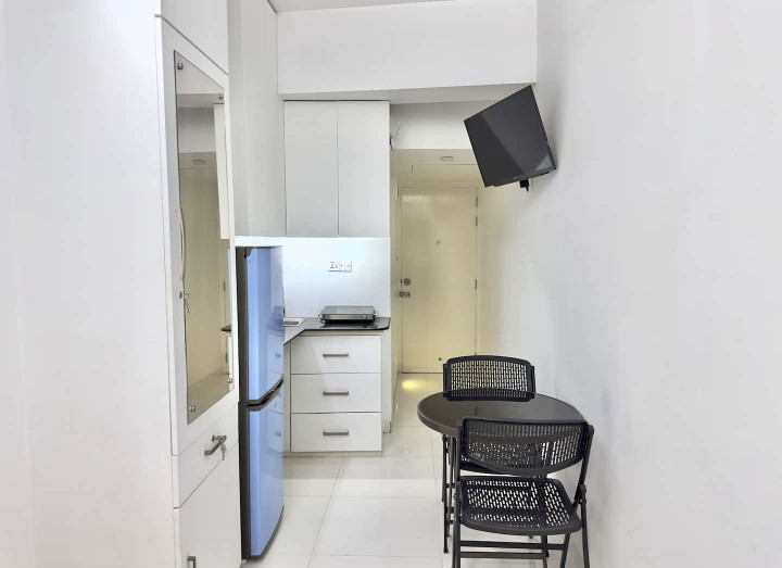 Affordable 250 Sq.ft Studio Apt With Rooftop View - Dhaka