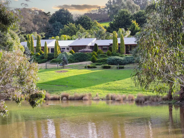Leawarra Farm Stays - Adelaide