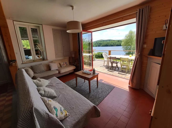 Maison Les Pieds Dans L'eau, Unique En Morvan - Lac de Pannecière