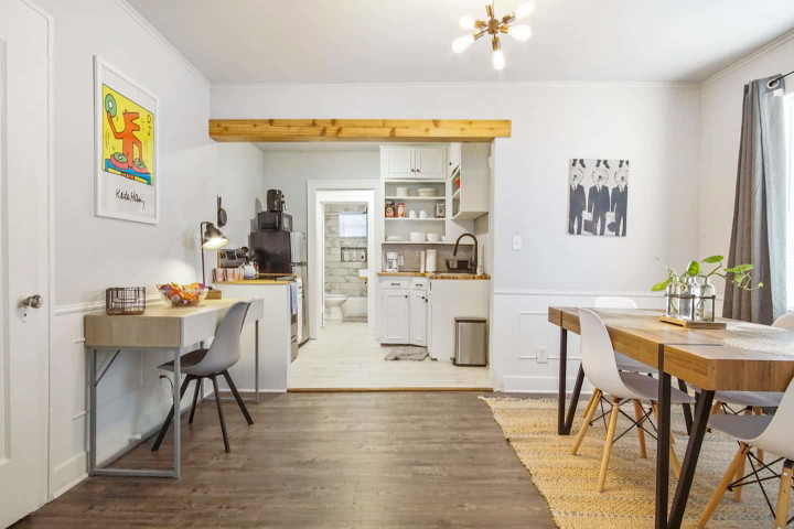 Cozy Modern Rustic Half Duplex In Plaza District - Oklahoma City, OK