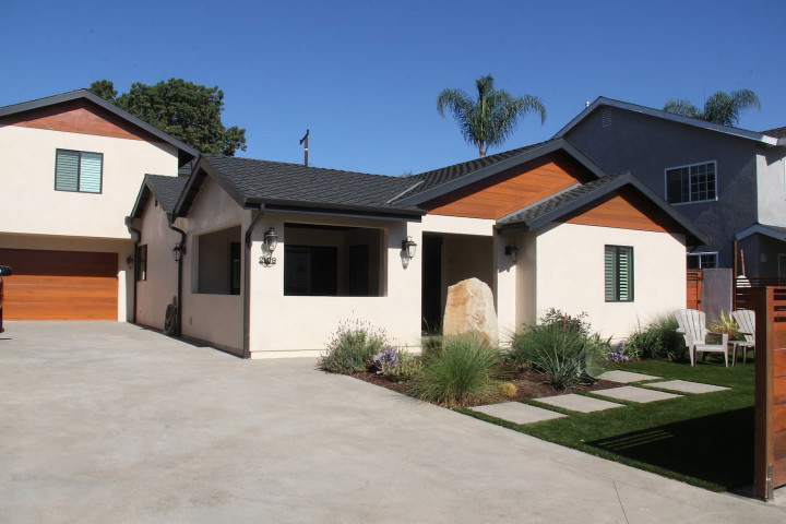 Private 1 Bedroom With Balcony - Costa Mesa, CA