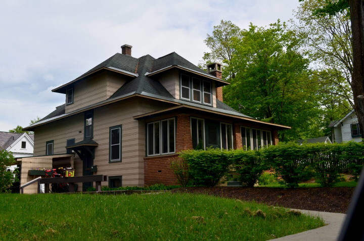 Charming Village Home On Hillcrest - Lake Placid, NY