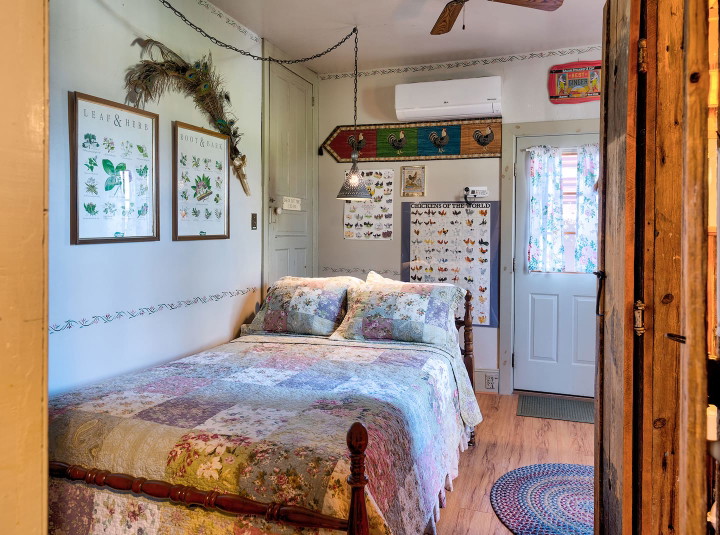 Chicken Coop Family Suite, Lancaster County Farm - Marietta, PA