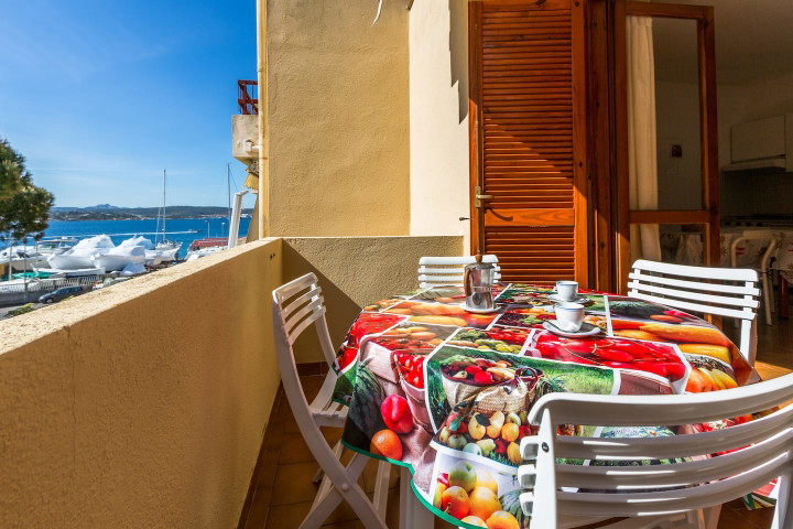 Splendido Appartamento Vista Mare Con Parcheggio - La Maddalena