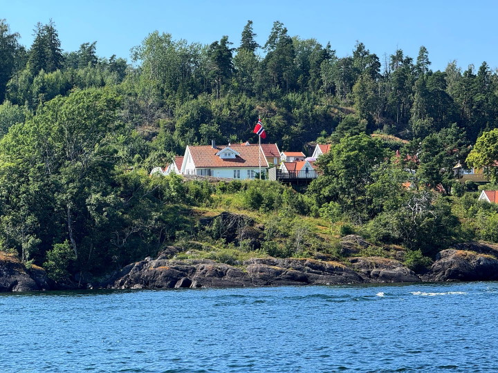 Stor Hytte Ved Sjøen - 3 Soverom Og 2 Bad - Moss
