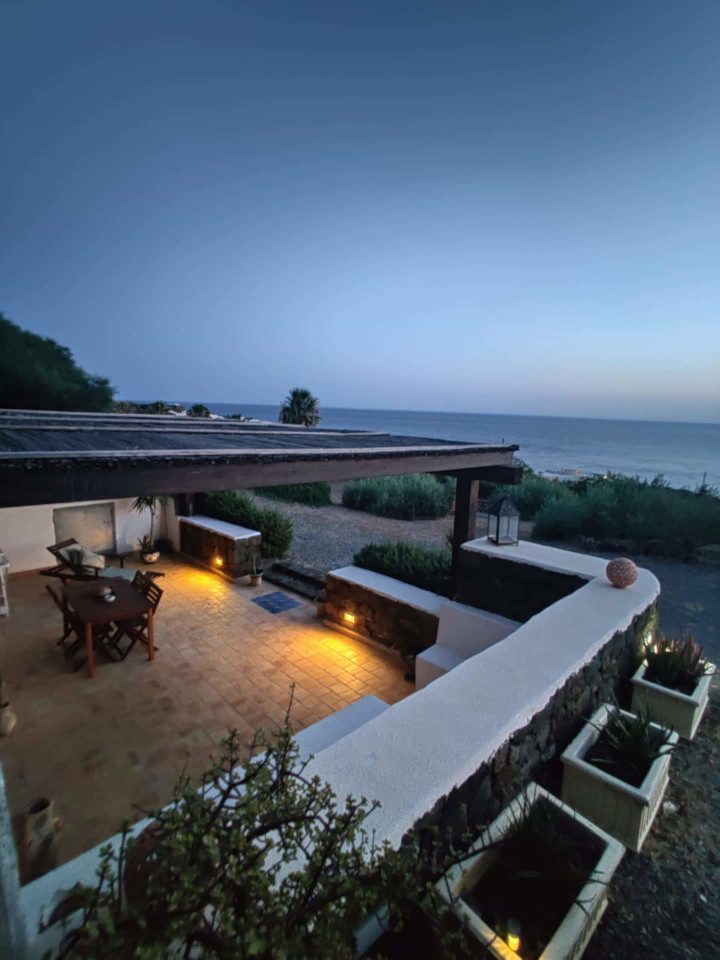 Radyshams - Dammuso Bait - Pantelleria
