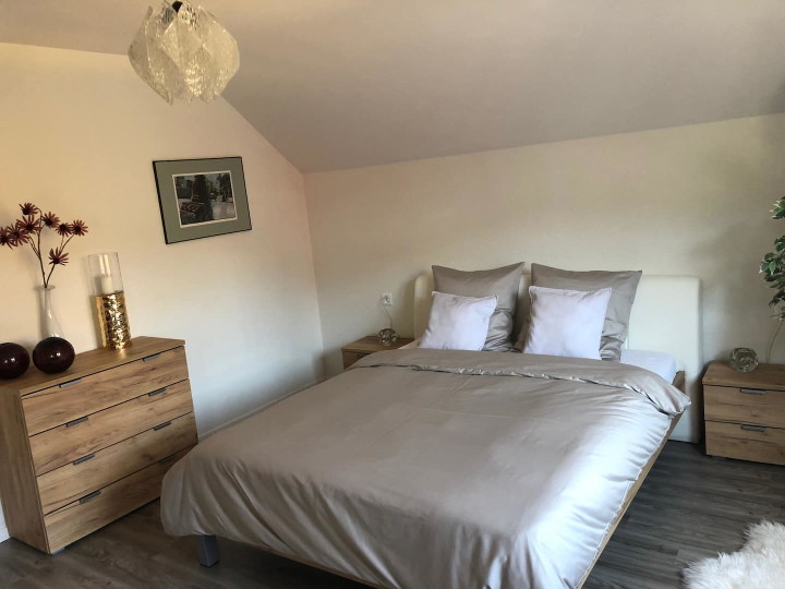 Centrally Located Fully Furnished Apartment (80 M²) - Bern