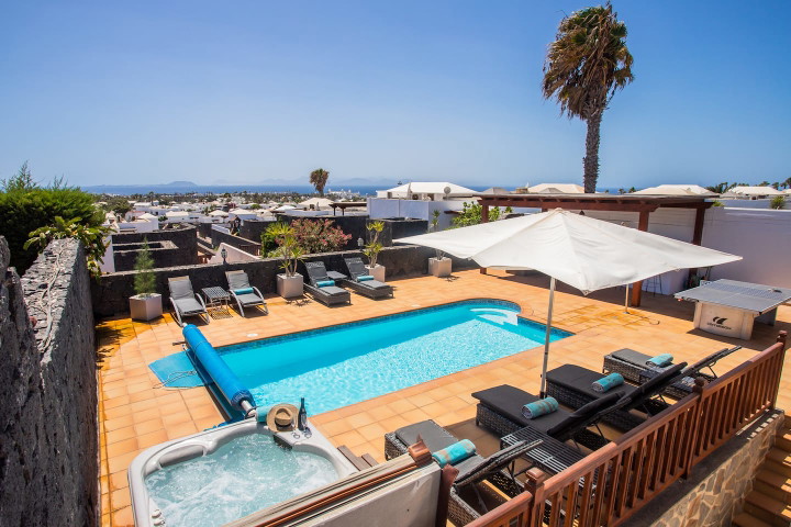 Villa Vistas Al Mar, Piscina Climatizada Y Jacuzzi - Playa Blanca