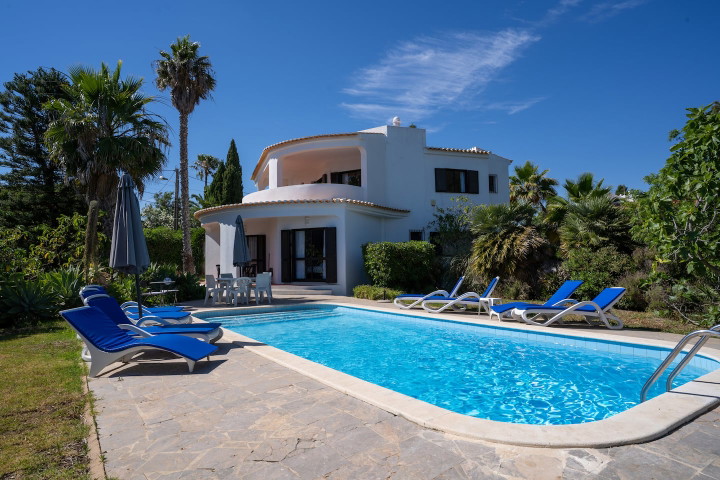 Charming Villa With Pool, Sea-view And Beach 650m - Algarve