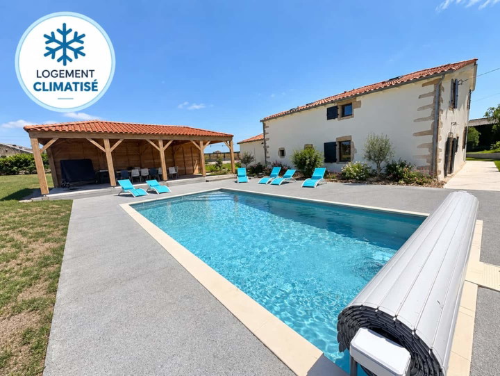 Le 1701  Gîte 15 Pers Avec Piscine, Puy Du Fou - Vendée