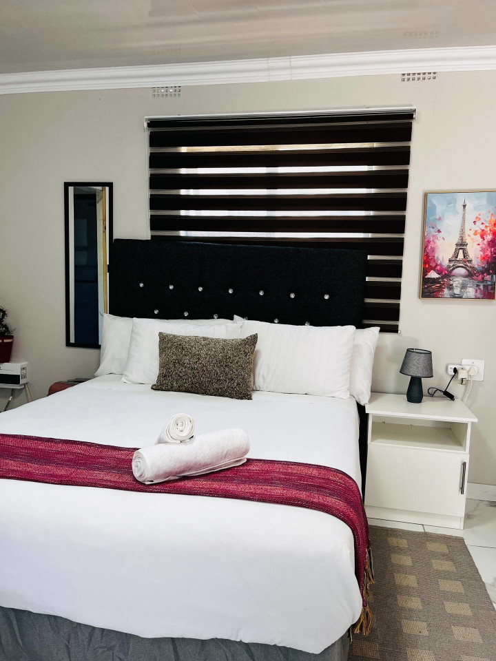 4 At Granada 1 - East London, South Africa