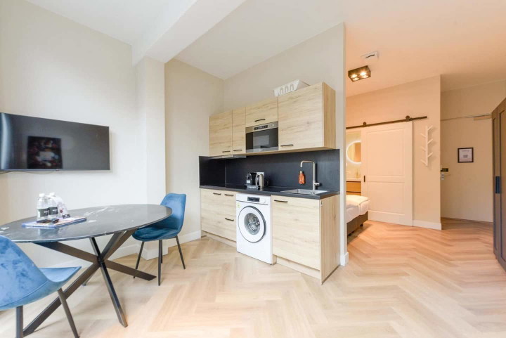 Novallure - Large Studio With Outdoor Space (Back) - The Hague